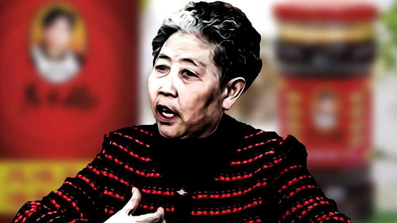 洗脚洗出218亿身价!豪送员工12辆保时捷的富豪,结局如何?