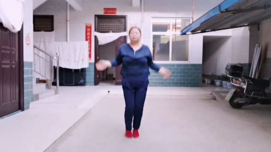 运动加节食,在胖的人也能瘦下来。用这个方法一个月瘦20斤。