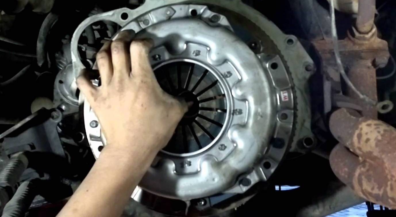 离合器打滑只能更换不能维修吗?