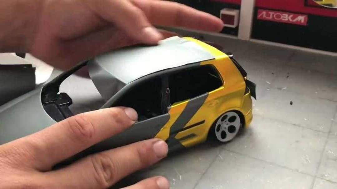 汽车模型|原厂R32模型太过平庸 换色贴拉花焕然一新