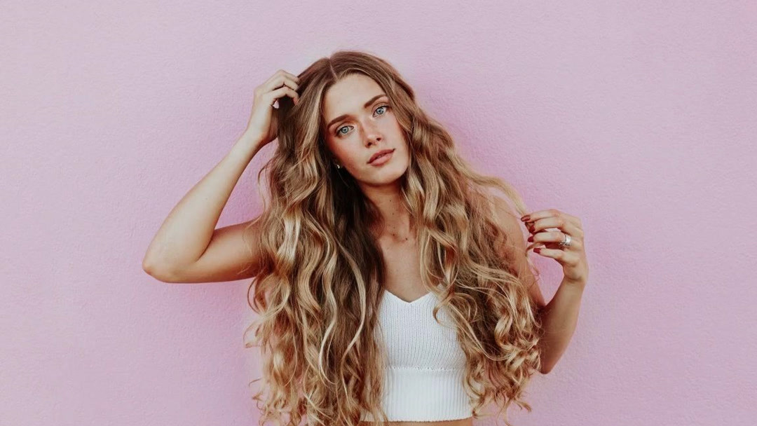 Pr创意人名字幕模板 16组优雅时尚简约现代标题排版 Pr模板字幕条