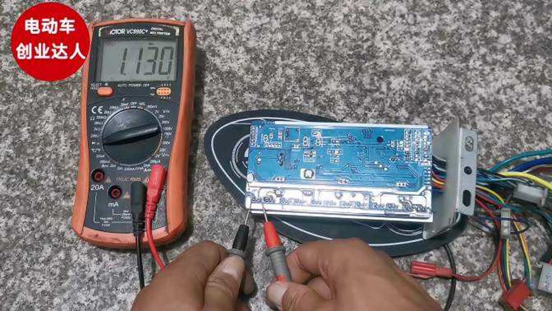 最简单判断控制器好坏的方法你知道吗?修车师傅现场操作给你看