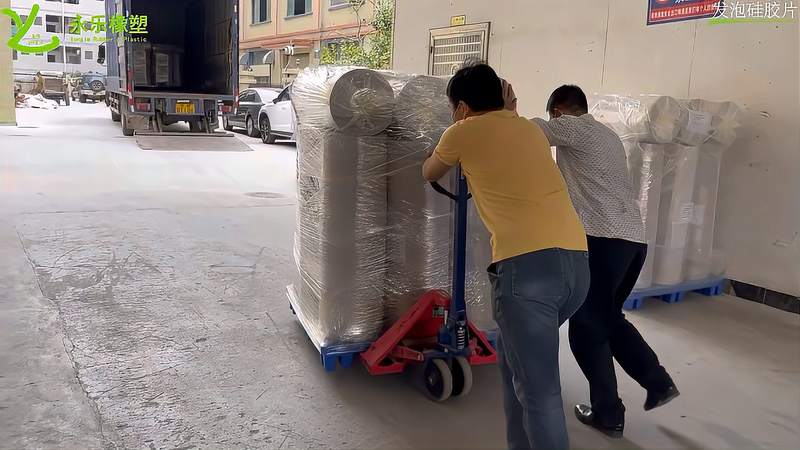 硅胶管 发泡硅胶片 模压硅胶发泡 医疗器械配件用找东莞永乐橡塑