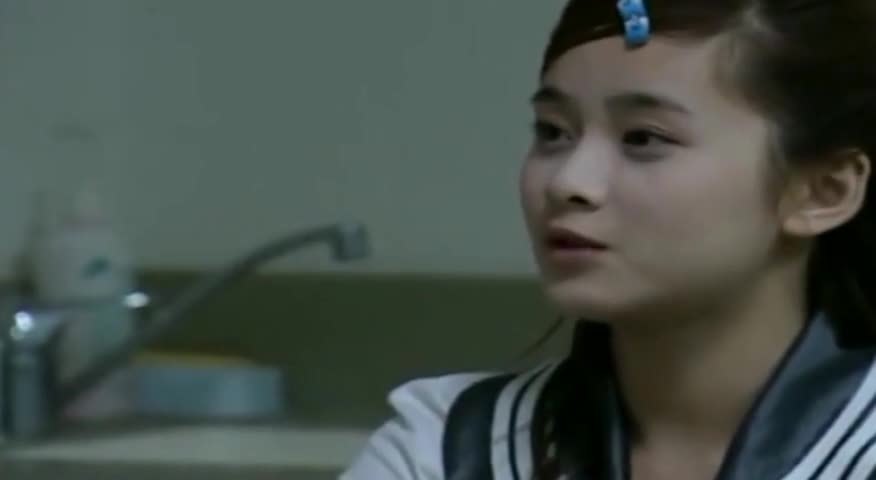16岁少女恶心呕吐,医院检查竟是怀孕了,孩子父亲是谁却不知道