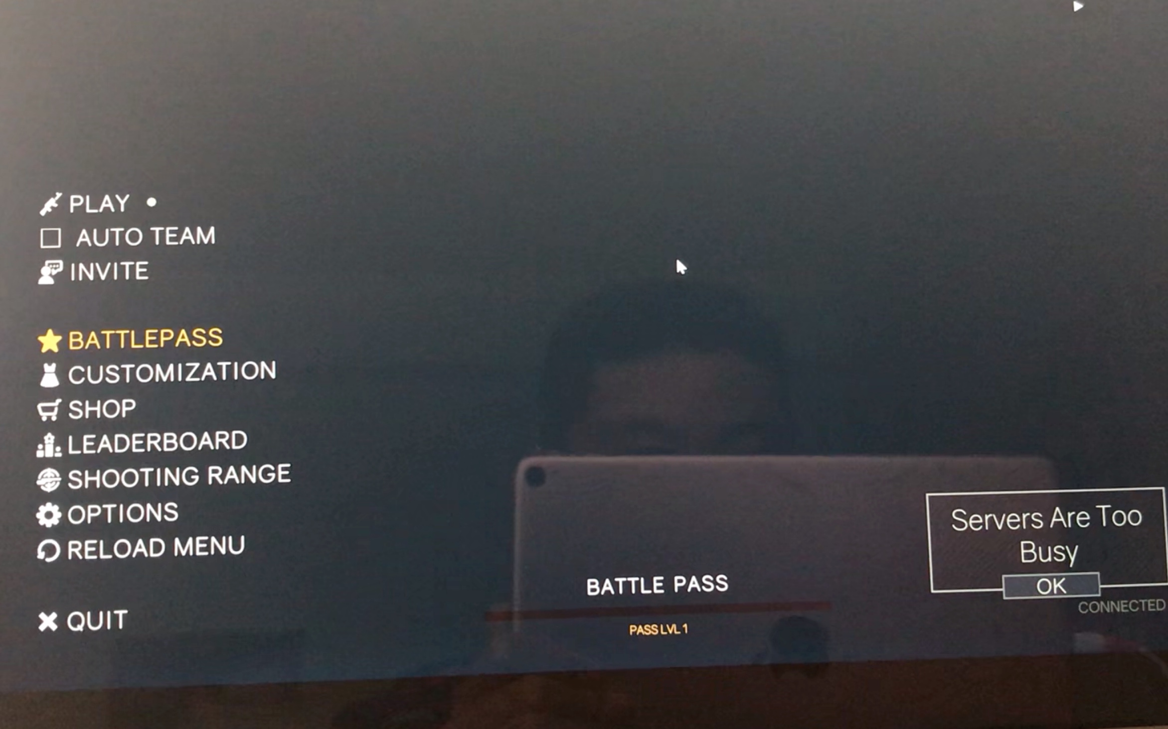 当你兴致勃勃的在STEAM上下载了免费的“全面吃鸡模拟器”,根本进...