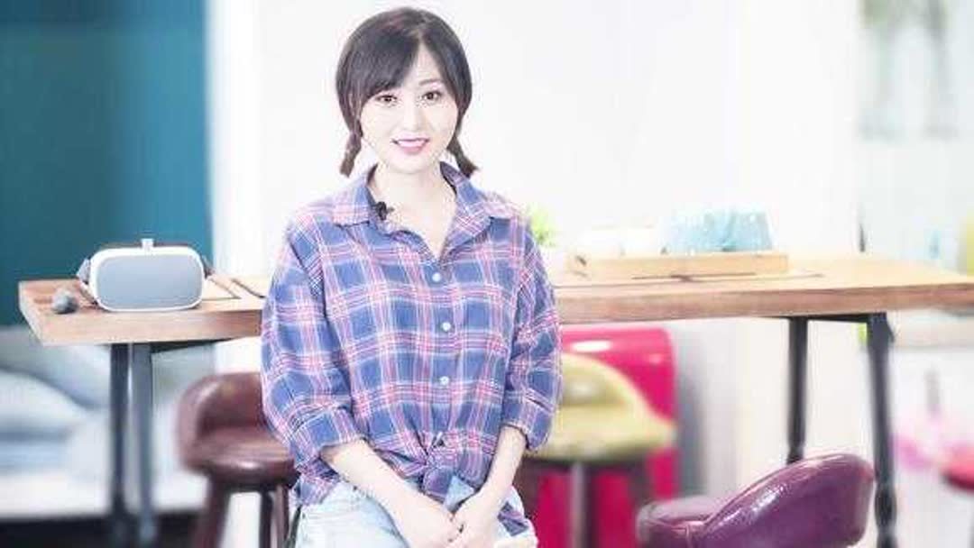 「妹测」戴上去就不想脱下来 这款VR一体机有什么魔力?