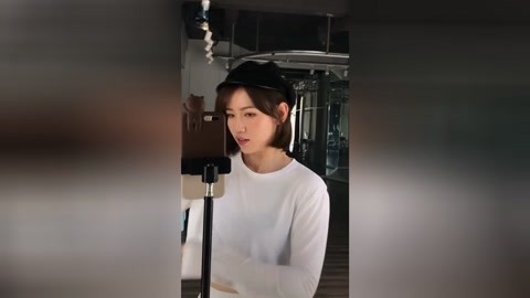 #slomo 给给 给你吃哒～哒哒哒哒哒#苹果原相机