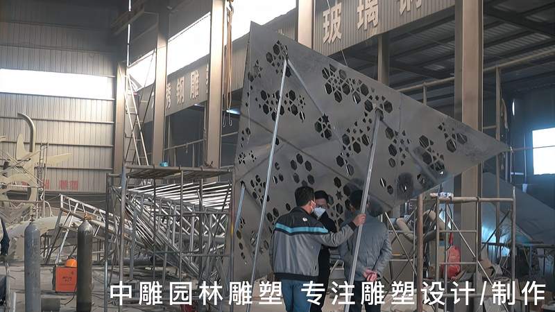 大型地标标识雕塑异形雕塑设计不锈钢精神堡垒雕塑制作厂家