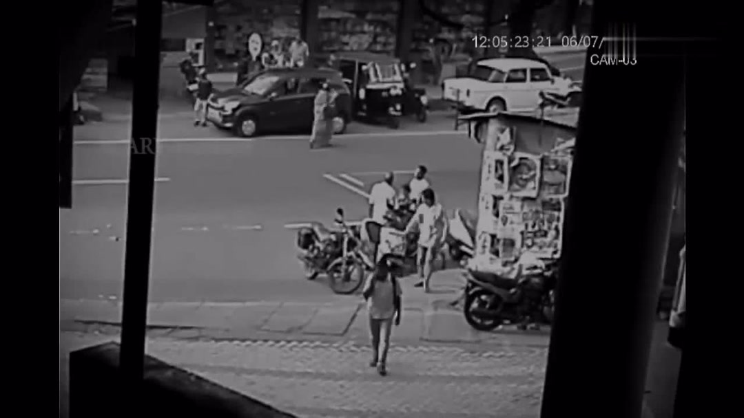 监控拍到真实恐怖的灵异录像,看来真的有诡异存在这种现象