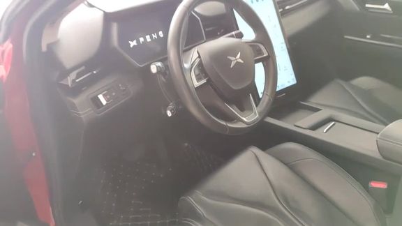 汽车砍价师给大家带来十万级别性价比最高的纯电动SUV,外观大气,...