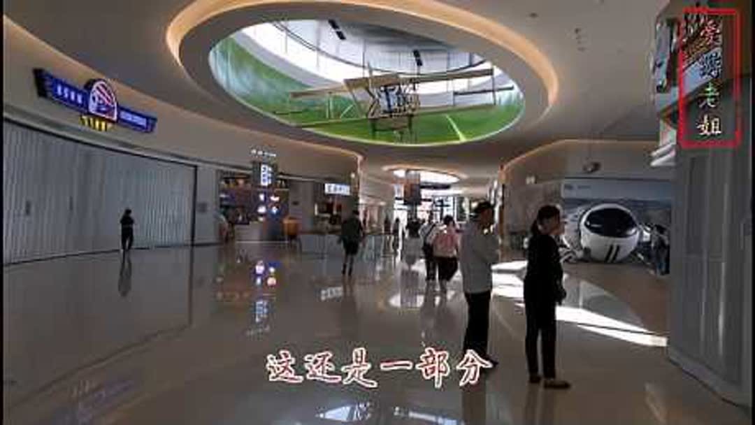 可以逛街的广东大槐服务区,高速和国道都能到达,高大上