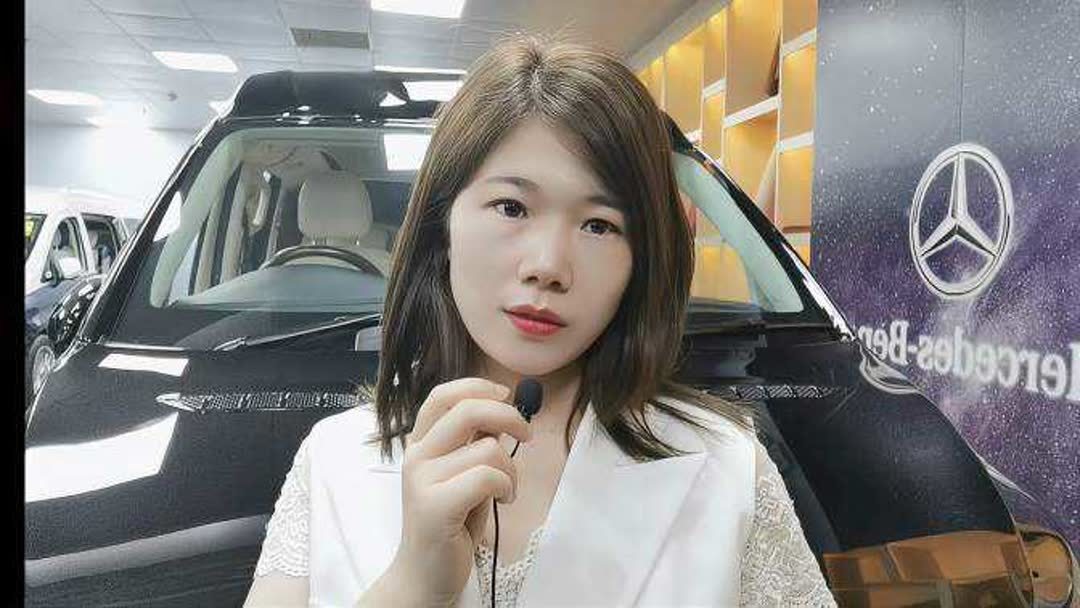 新款奔驰V260L商务车报价多少?高顶半隔断,豪华7座MPV