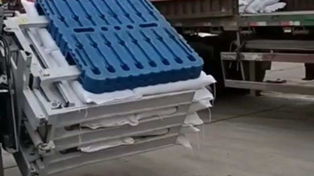 叉车改装推出器 叉车推出器 360度旋转推出器