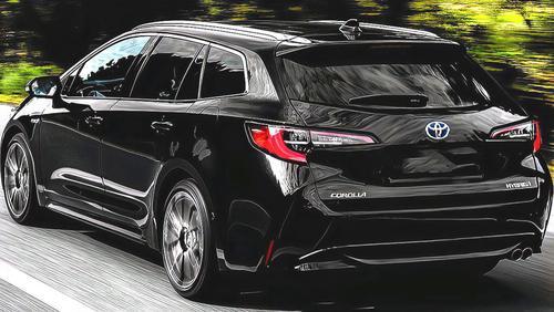 13万!丰田“王炸”,新款卡罗拉旅行版上市,油耗4.2升,自带双人床