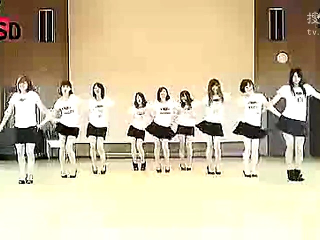 搞笑的元旦祝福语 搞笑gif图片 3人小品剧本 搞笑_标清