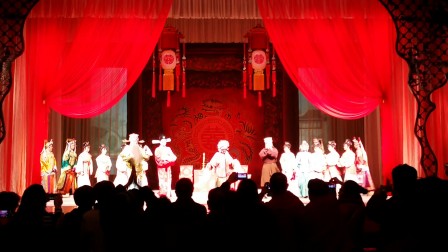 20160322无锡人民大会堂锡剧《金玉奴》谢幕