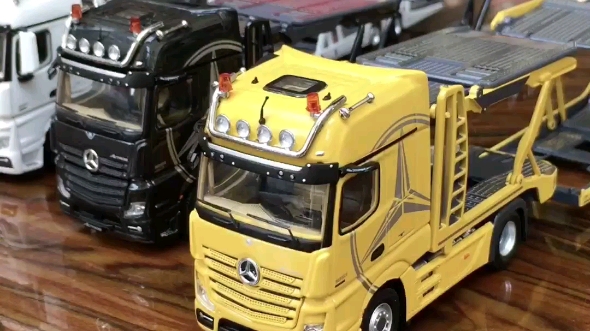 GCD合金拖车架1:64奔驰拖头Actros Benz运输车汽车模型