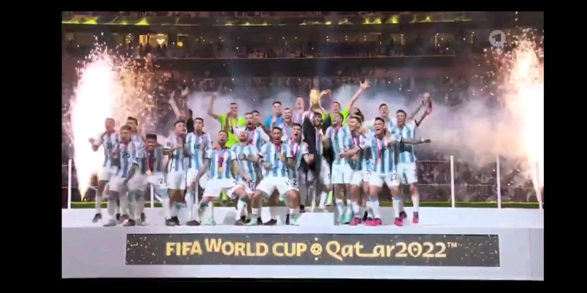 恭喜阿根廷获得卡塔尔世界杯冠军!恭喜梅西!