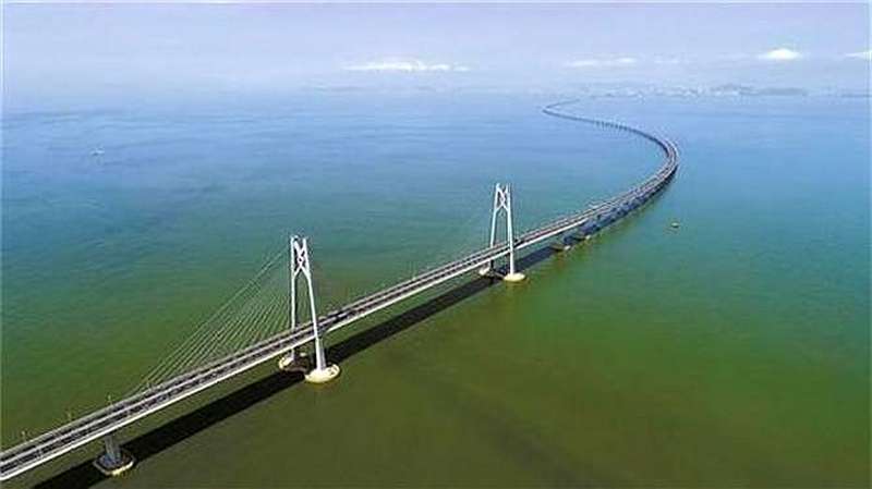 最骄傲的工程:世界最长的跨海大桥,长55公里,有一段却埋在海底