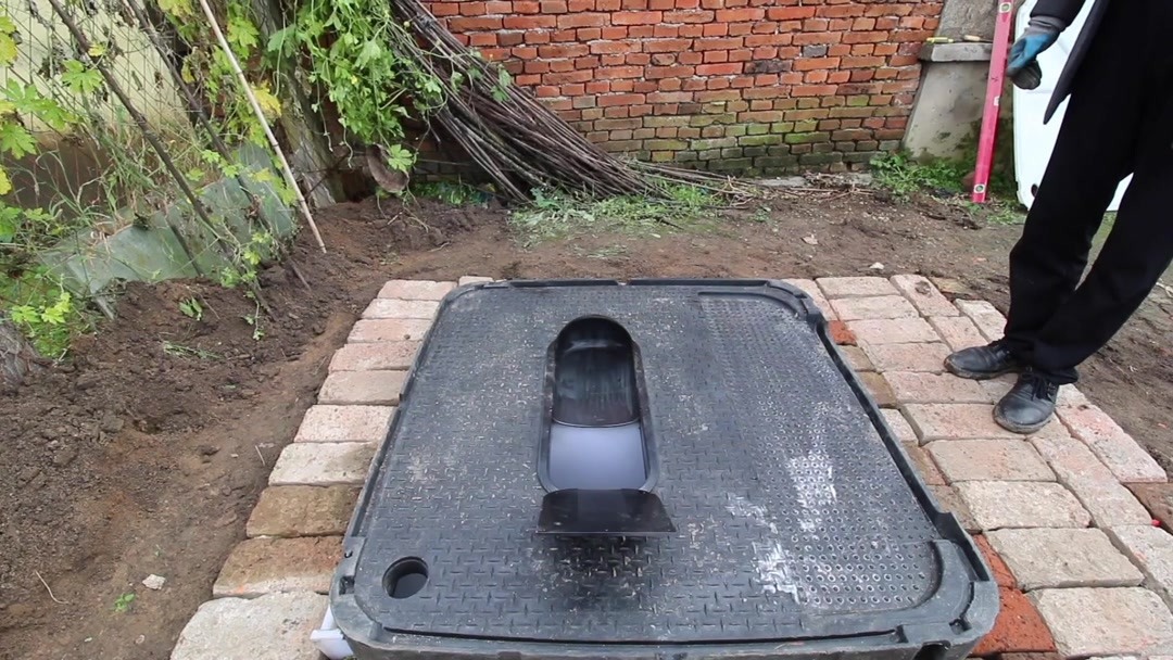 上海正斌双坑交替式卫生间安装和使用说明