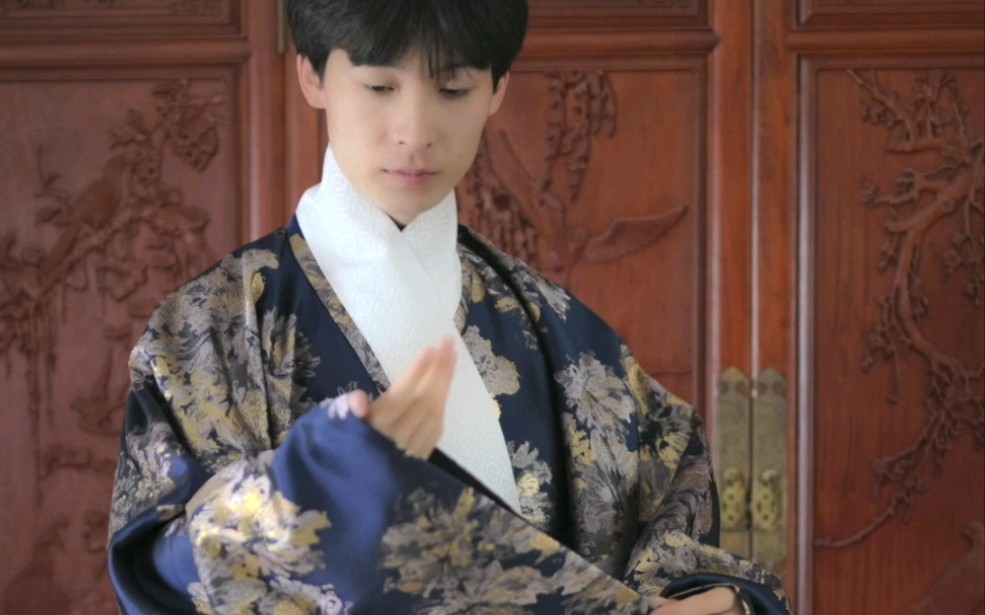 当摄像师被迫做了模特