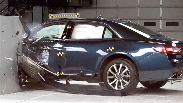 看完林肯大陆碰撞测试,沃尔沃的订车电话都不想打了!