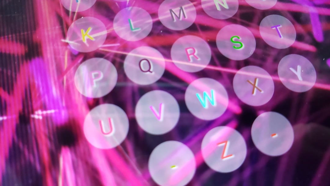 手机个性英文字母桌面,还能将你的应用隐藏起来