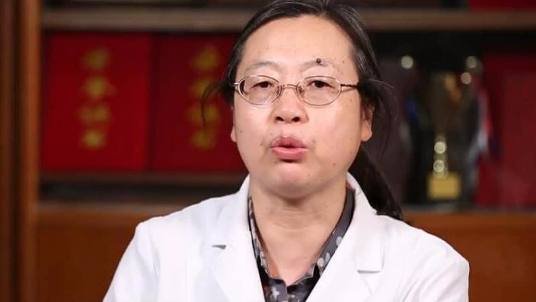 孩子总是多汗烦躁、枕秃,可能是缺维D,要当心佝偻病!