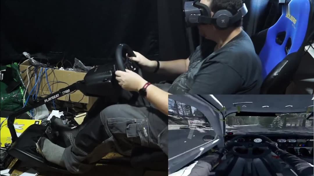 看看国外高手是如何用VR眼镜和全套方向盘玩赛车游戏!