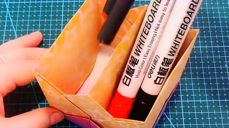 人人都能学会的笔筒,折法超级简单,实用又美观