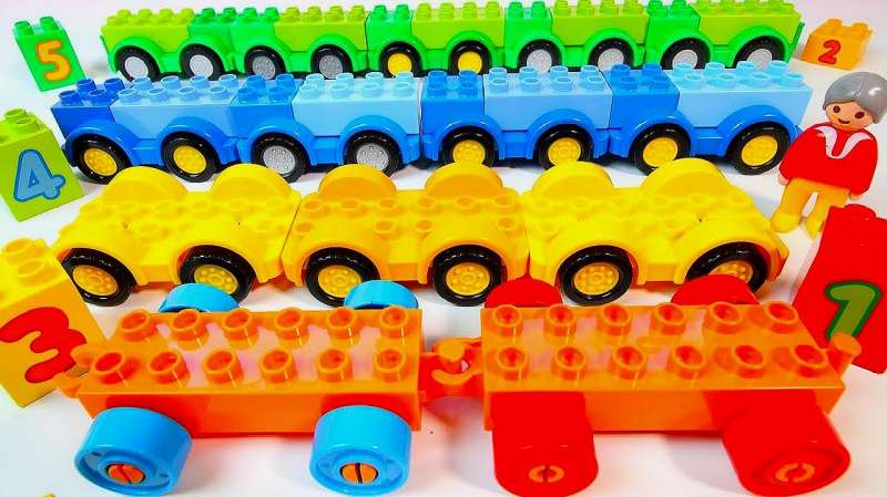 拼搭彩色积木汽车卡车玩具学习数字
