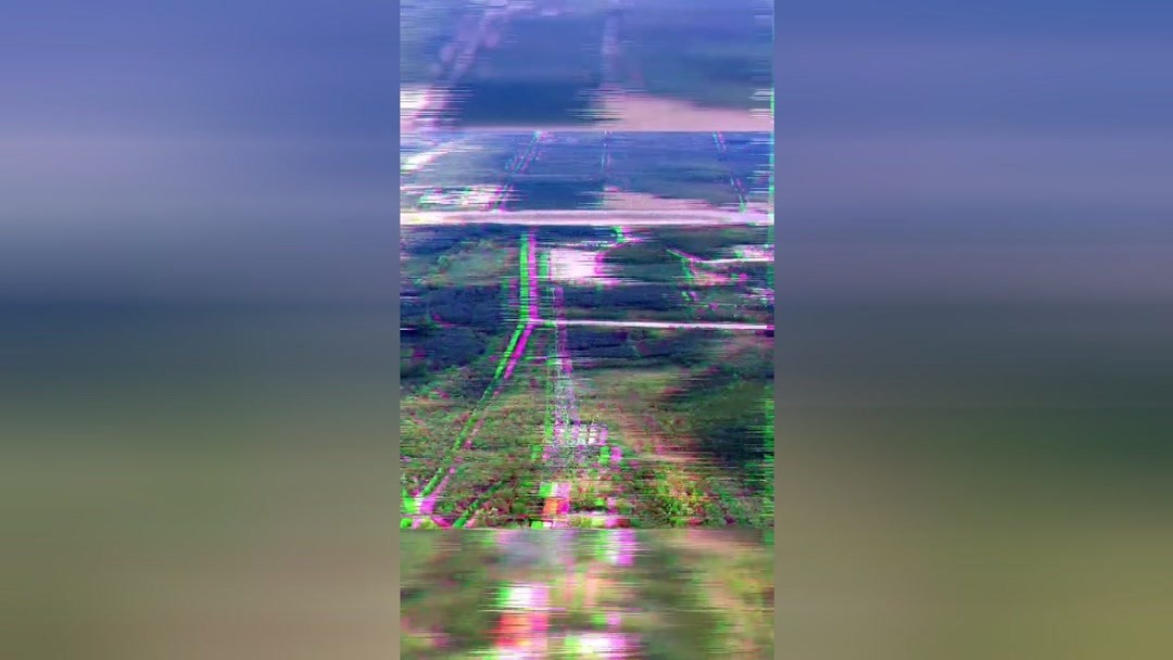 青云山顶的信号塔,摇摆起来
