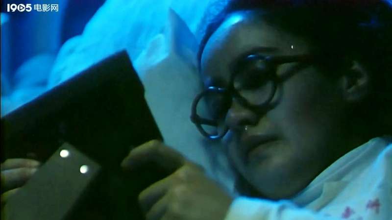 戒毒所里到了晚上太可怕,女毒瘾个个犯毒瘾,看着真是生不如死!