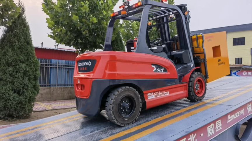 咯。龙德耀电动叉车5吨强势登场