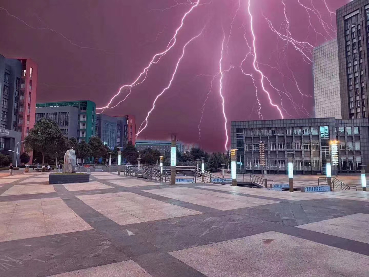 星期八的约会时光 