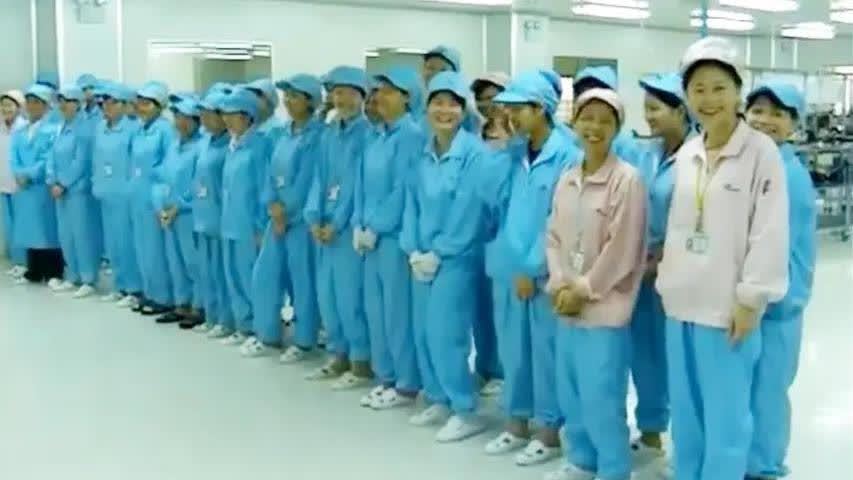 东莞台资厂为了降低生产成本导入精益生产管理,员工进行集训!