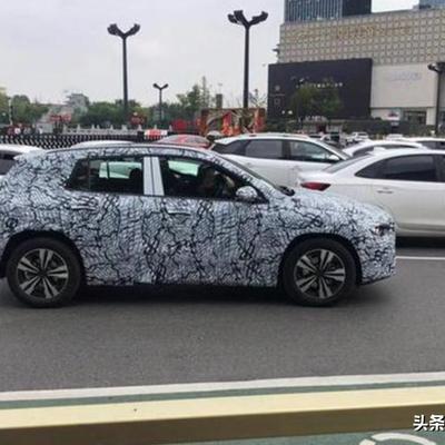 ...同平台打造。此外,我们推测新车很有可能采用与A级相同的动力总成...
