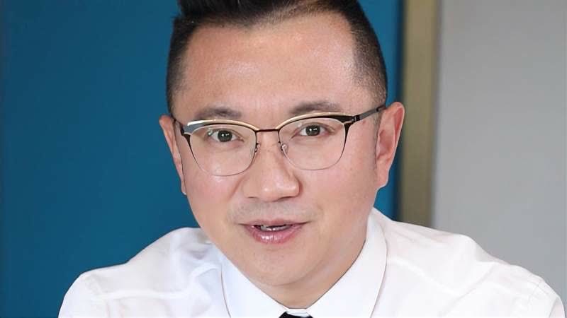 有礼有节!商务宴请时倒酒和拒绝添酒小礼仪!