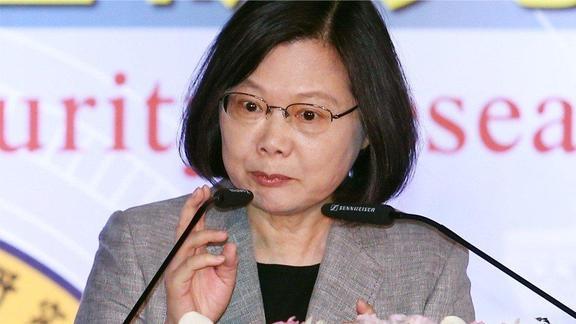 蔡英文怎么慌成这样?拜登就任美国新总统后,台湾网友灵魂发问