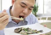 鱼刺卡在喉咙不要再喝醋啦,教你最正确的处理方法,帮你轻松取出