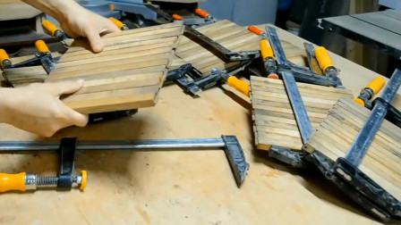 木匠-带推拉门的无绳工具柜