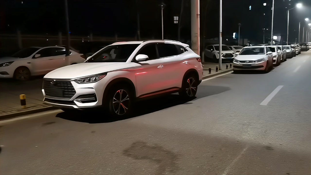 比亚迪宋plus L2级别acc自适应巡航,第一次夜拍驾驶感受