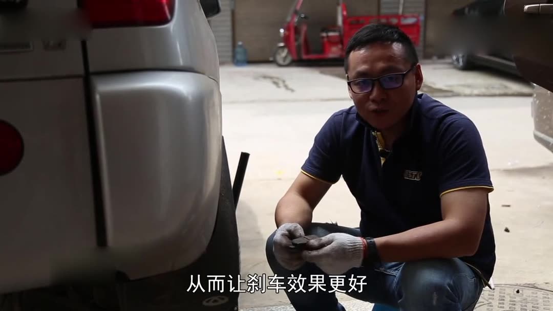 怎么判断刹车片需要更换了?当你踩刹车出现这种情况,就是要换了