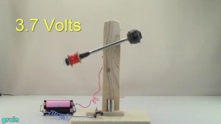 什么原理,可以这么简单制作出电动马达,电磁实验,惊奇!