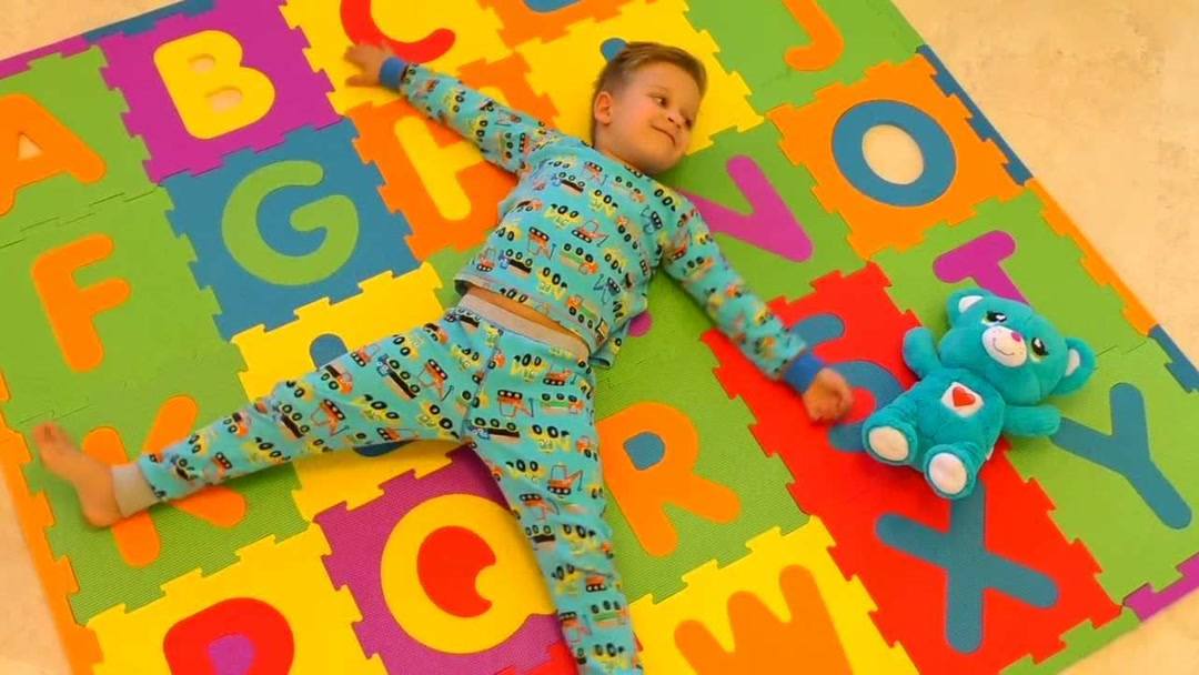 亲子早教-萌宝游戏认识26个英文字母