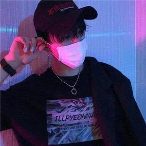 淳淳翡翠 