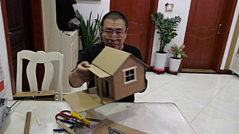 老马用废纸板,雪糕棒教大家制作精美的小房子