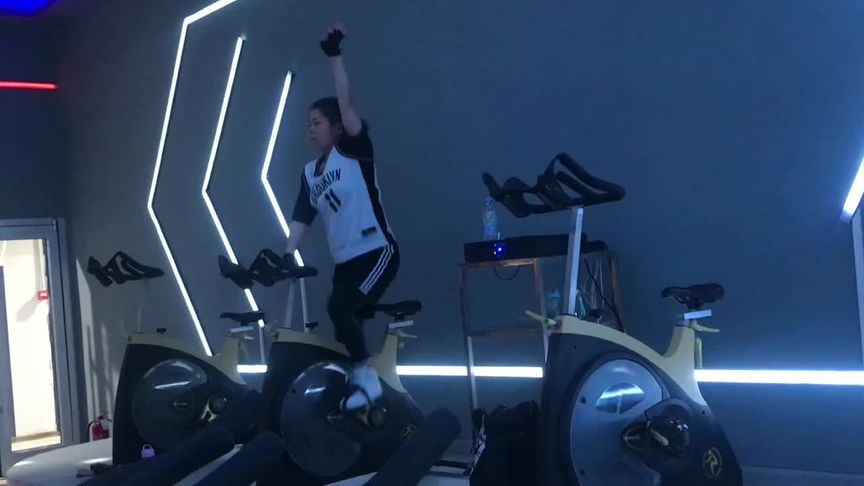 酷不酷咱不说,看发型怎么样吧ߘ�#动感单车 #你的坚持终将美好