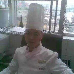 罗厨 