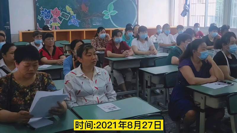 宜宾:食堂里的叔叔阿姨们的培训,保障师生食品安全